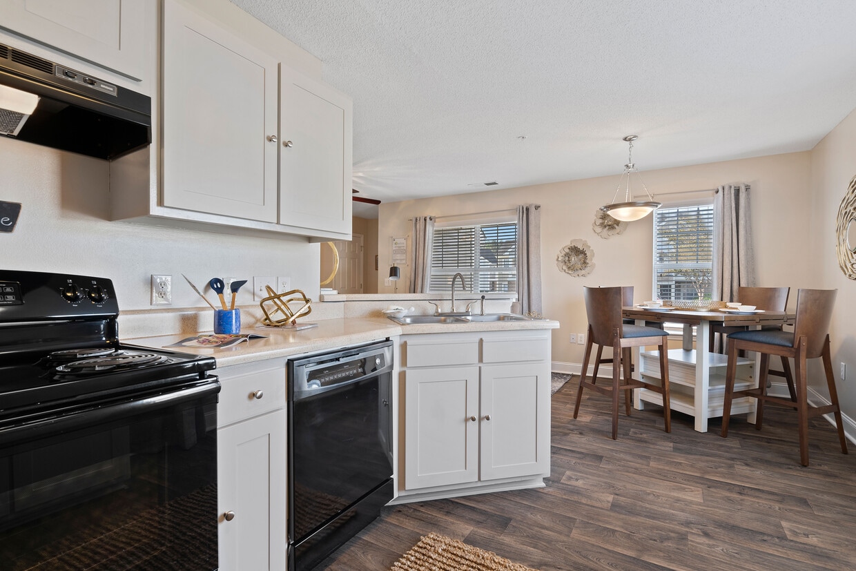 Southern Pines Reserve - 800 Churchill Downs Dr Aberdeen, NC 28315 ...
