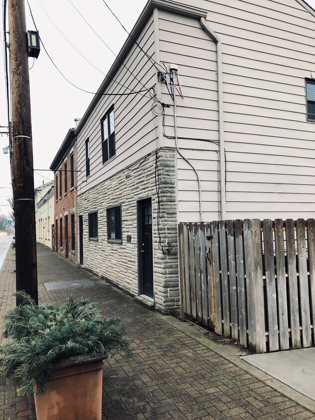 5859 Kellogg Ave Unit 5857, Cincinnati, OH 45230 - Apartments in ...