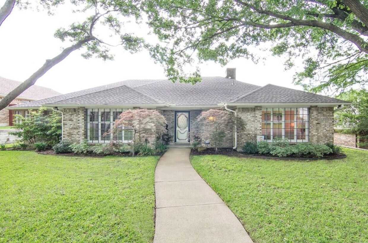 7010 Claybrook Dr, Dallas, TX 75231 - House Rental in Dallas, TX ...