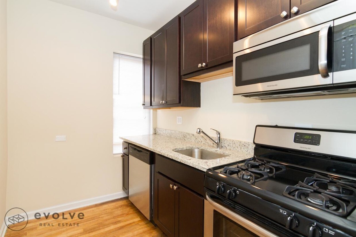 4746 N Sacramento Ave, Chicago, IL 60625 - 4746 N Sacramento Ave ...