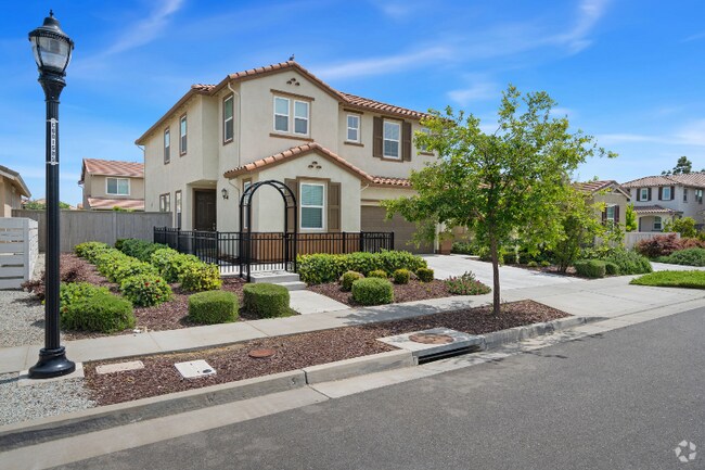 Verona Apartments for Rent with Extra Storage - Woodland, CA - Updated ...
