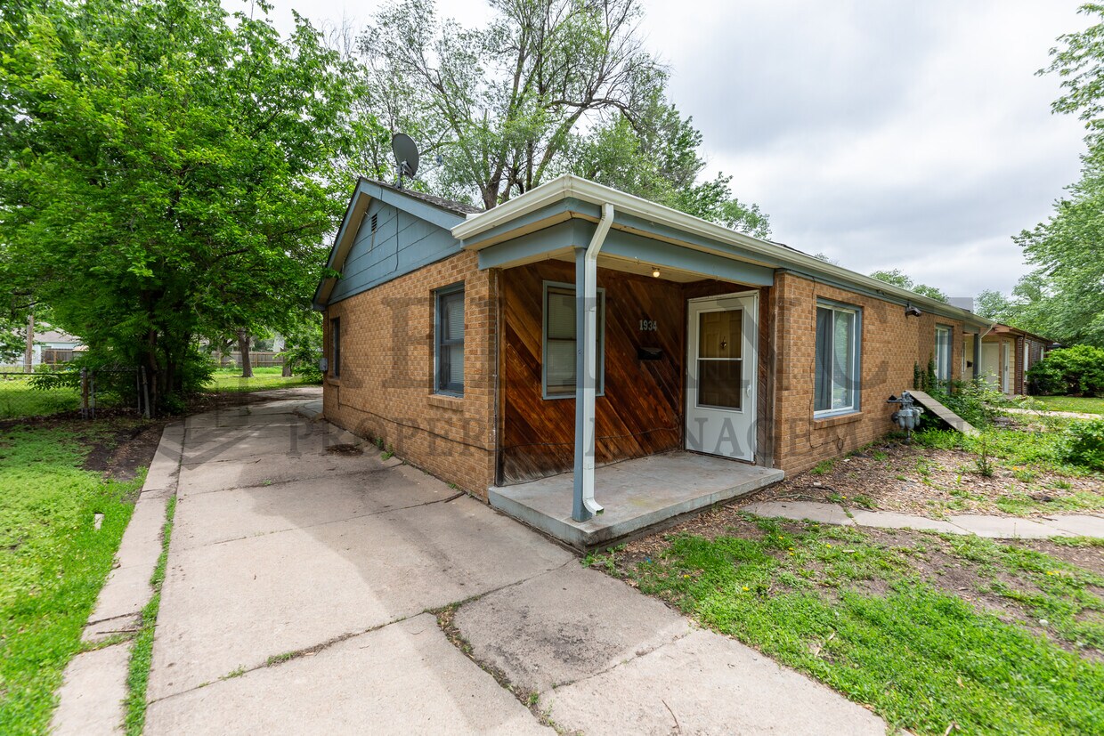 1934 N Garland St, Wichita, KS 67203 - House Rental in Wichita, KS ...