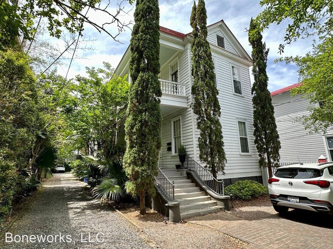 117 Ashley Ave, Charleston, SC 29401 - House Rental in Charleston, SC ...
