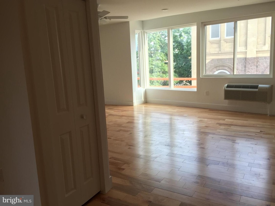 1637 Poplar St Unit 4F, Philadelphia, PA 19130 - Room for Rent in ...