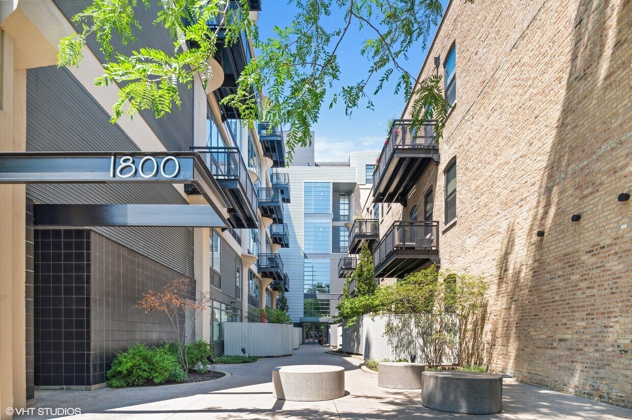 1800 W Grace St Unit 304, Chicago, IL 60613 - Condo for Rent in Chicago ...