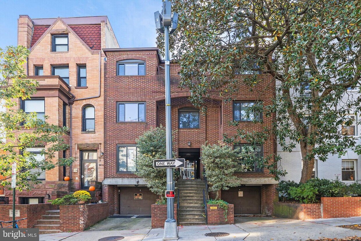 1810 Kalorama Rd NW Unit A3, Washington, DC 20009 - Room for Rent in ...