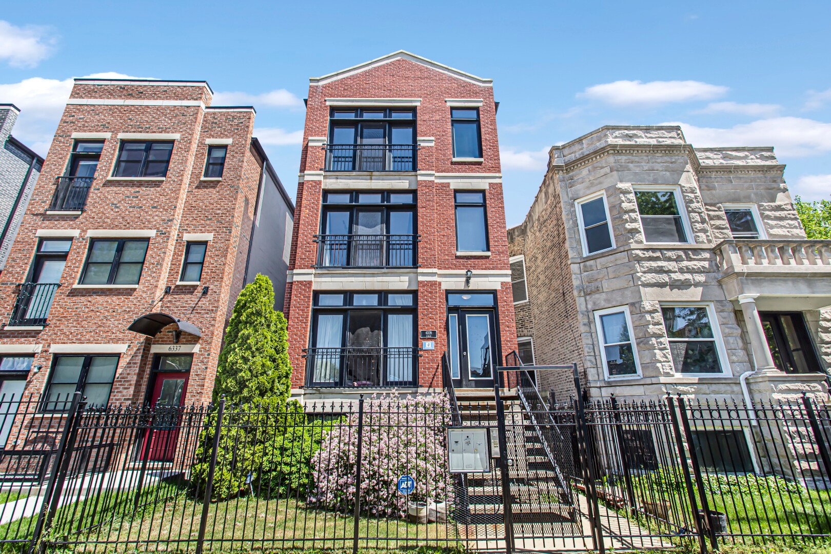 6339 S Ellis Ave Unit 2, Chicago, IL 60637 - Condo for Rent in Chicago ...
