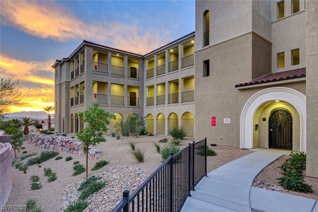 2555 Hampton Rd Unit 1208, Henderson, NV 89052 - Condo for Rent in ...