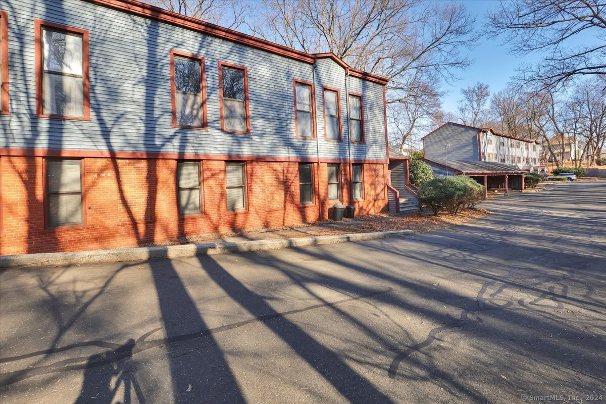 395 Main St Unit 6, Manchester, CT 06040 - Condo for Rent in Manchester, CT | Apartments.com