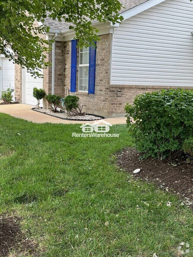 The Villas at Villages Jost Farm Apartments for Rent with Parking ...