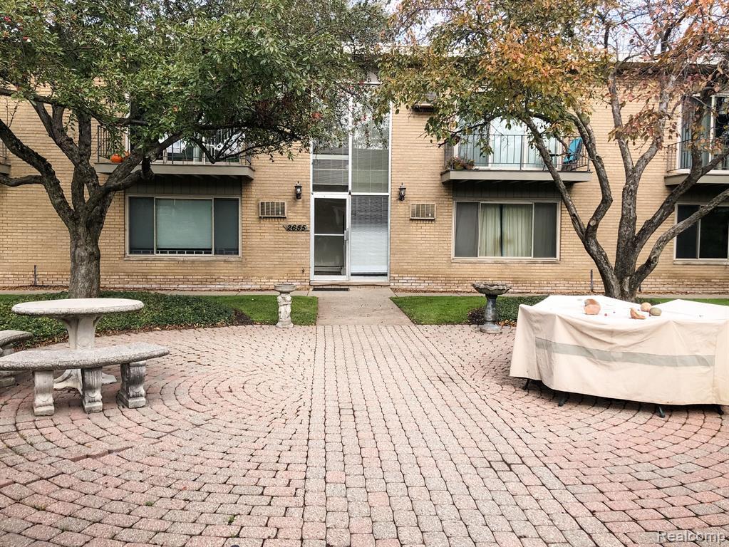 2655 E Maple Rd Unit 7, Birmingham, MI 48009 - Condo for Rent in ...