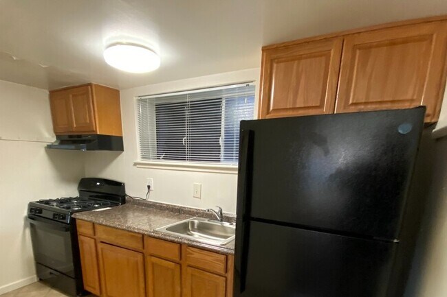 Westover Court Apartments - Apartments in Arlington, VA | Apartments.com
