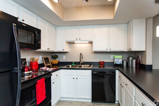 Sawmill Commons - 2555 Summer Dr Dublin, OH 43016 | Apartments.com