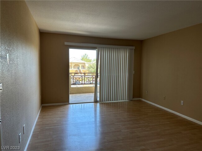 8070 W Russell Rd Unit 2092, Las Vegas, NV 89113 - Condo for Rent in ...