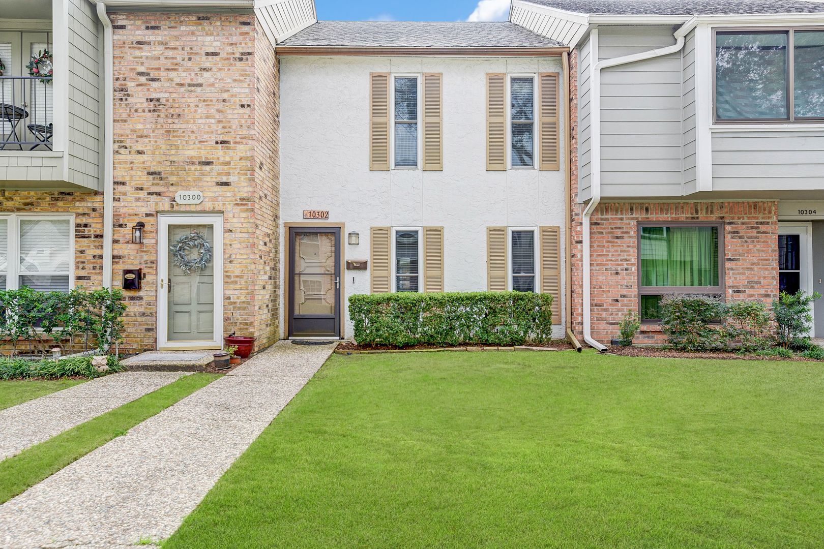 10302 Longmont Dr, Houston, TX 77042 - Townhome Rentals in Houston TX ...