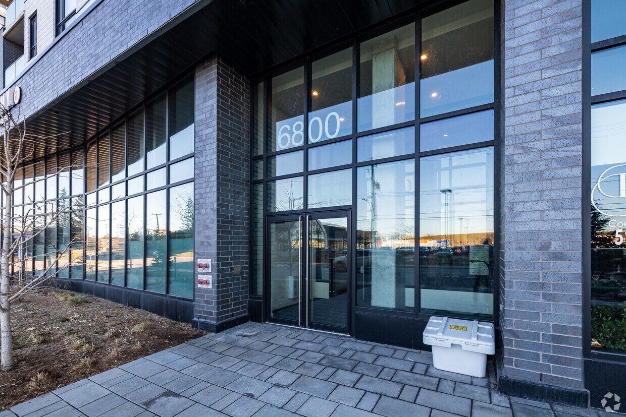 Eq8 Phase 3 building Apartments - 6790-6840 Newman Montréal, QC ...