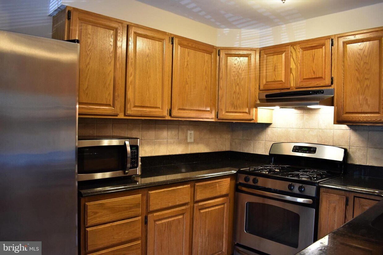 19109 Aldenham Ct, Germantown, MD 20876 - Townhome Rentals in ...