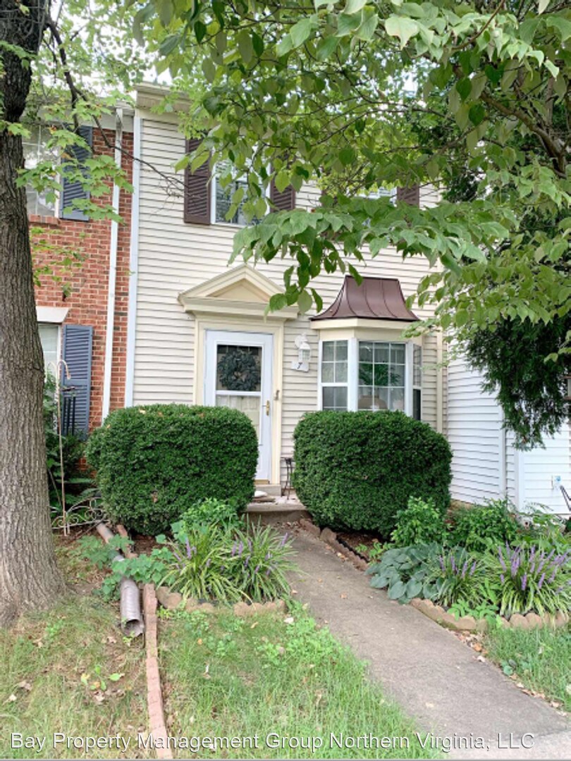 7 Mosbey Ct, Sterling, VA 20165 - House Rental in Sterling, VA ...