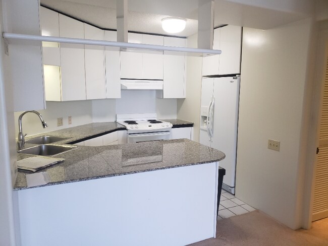New Kalihi Valley Homes Houses for Rent - 20 Homes | Apartments.com