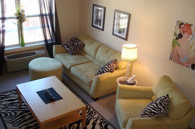 Old University Place Rentals - Madison, WI | Apartments.com