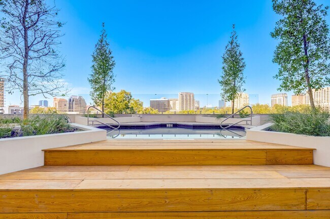 Whitney Uptown - Apartments in Dallas, TX | Apartments.com