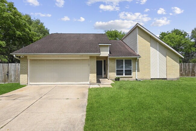 Rustic Oaks Apartments under $600 - League City, TX - Updated Today ...