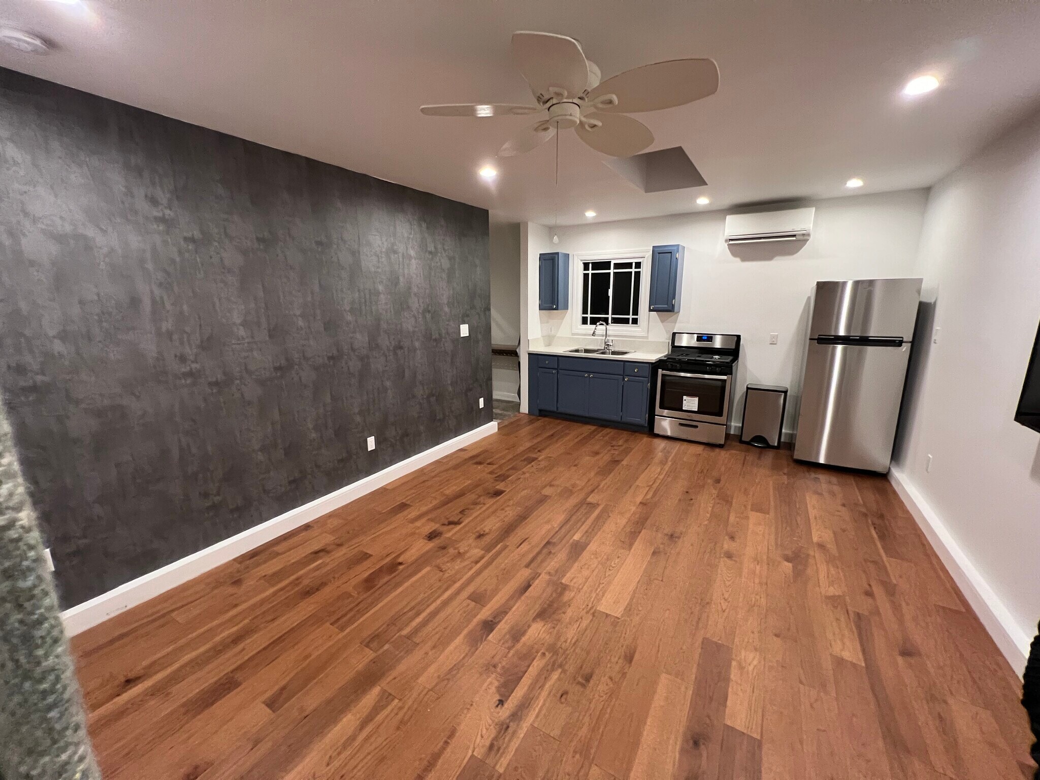 1011 Keniston Ave, Los Angeles, CA 90019 - House Rental in Los Angeles ...