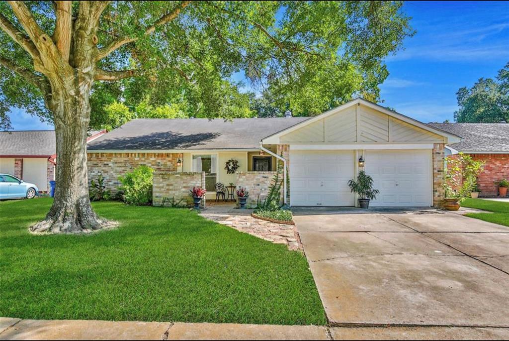 15611 Alta Mesa Dr, Houston, TX 77083 - House Rental in Houston, TX ...