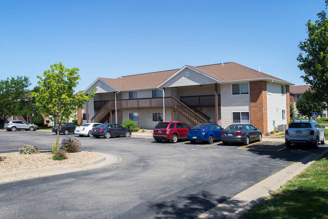 Prairie Reserve - 304 66th Ave Sw Cedar Rapids, IA 52404 | Apartments.com