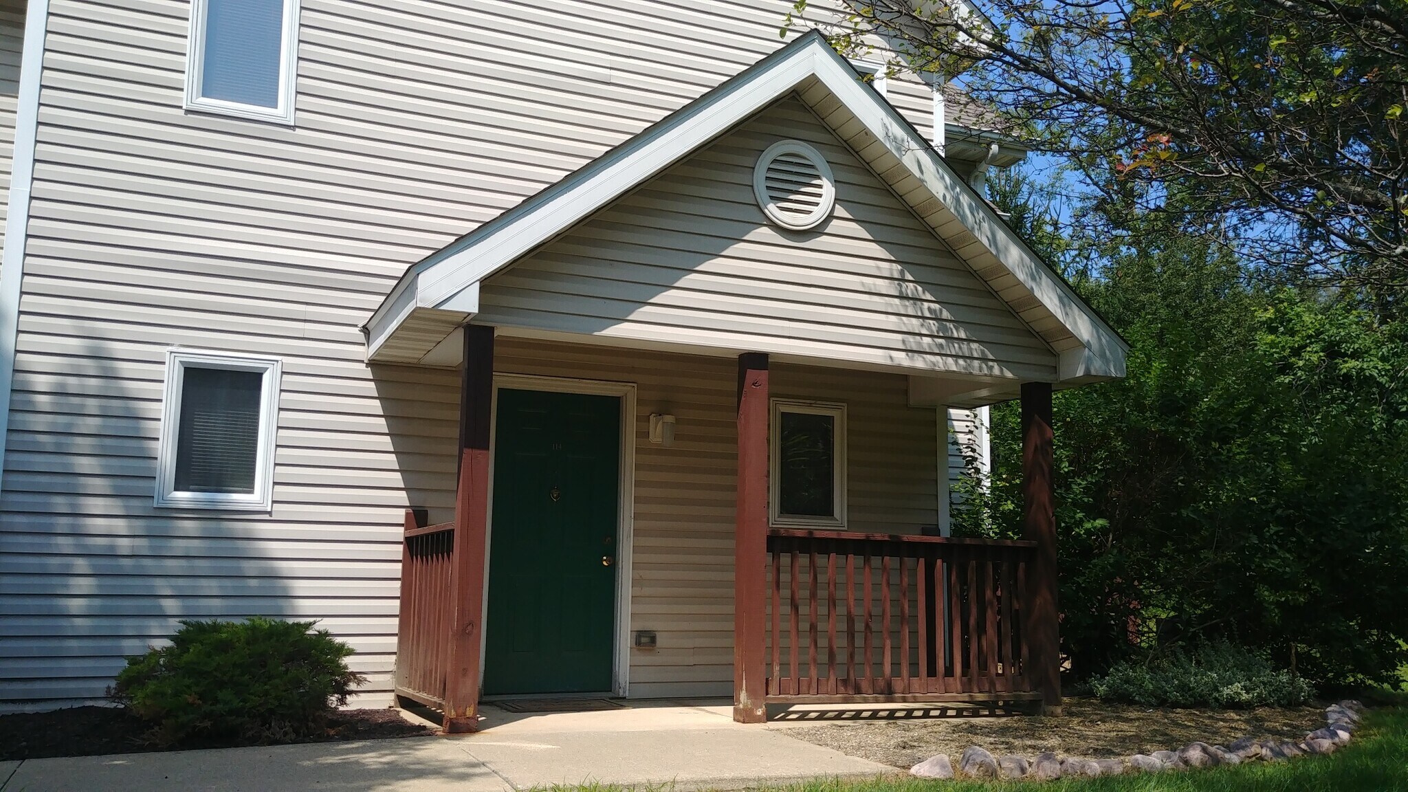 1353 High St, Wadsworth, OH 44281 - Townhome Rentals in Wadsworth OH ...