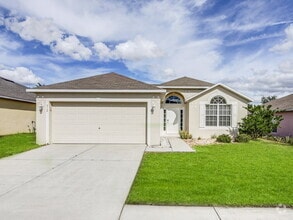 Randa Ridge Apartments for Rent with a Garage - Haines City, FL - 5 ...