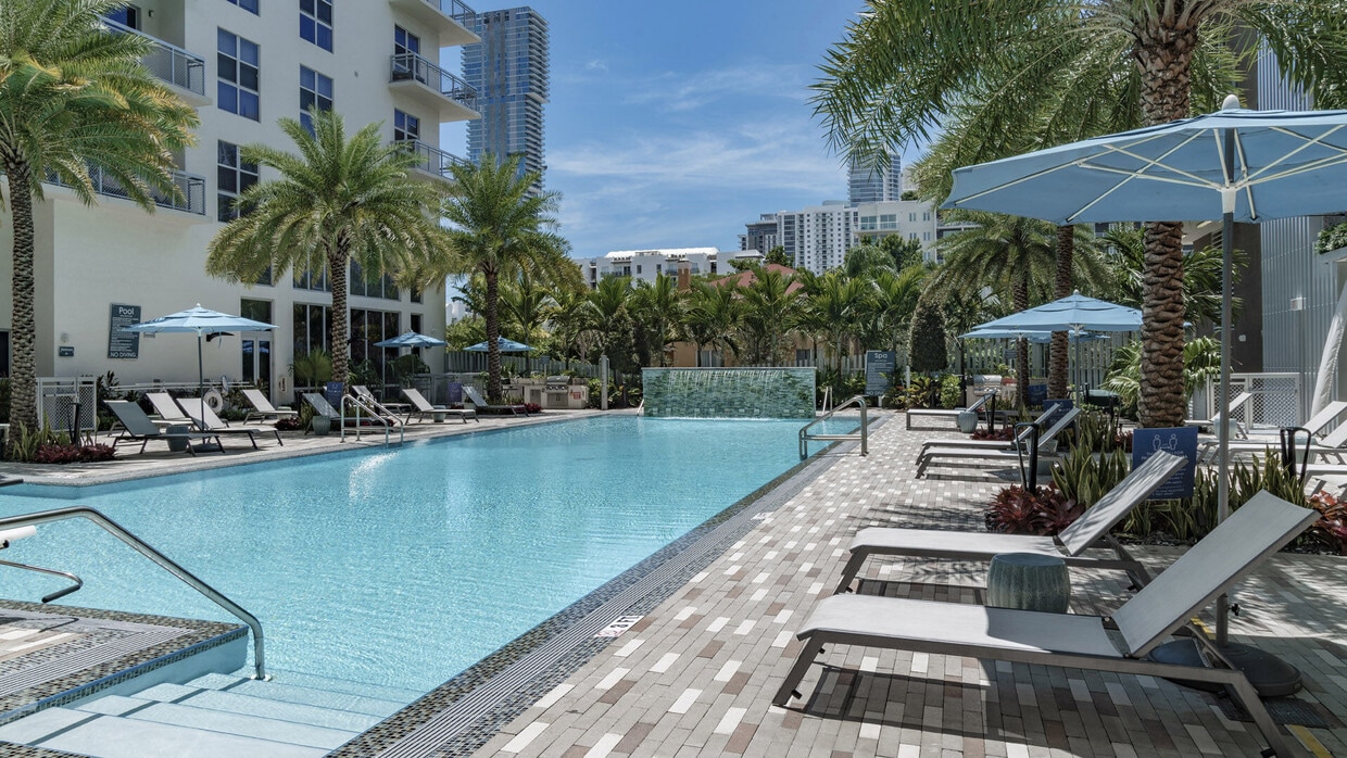 Blu27 at Edgewater - 2701 Biscayne Blvd Miami, FL 33137 | Apartments.com