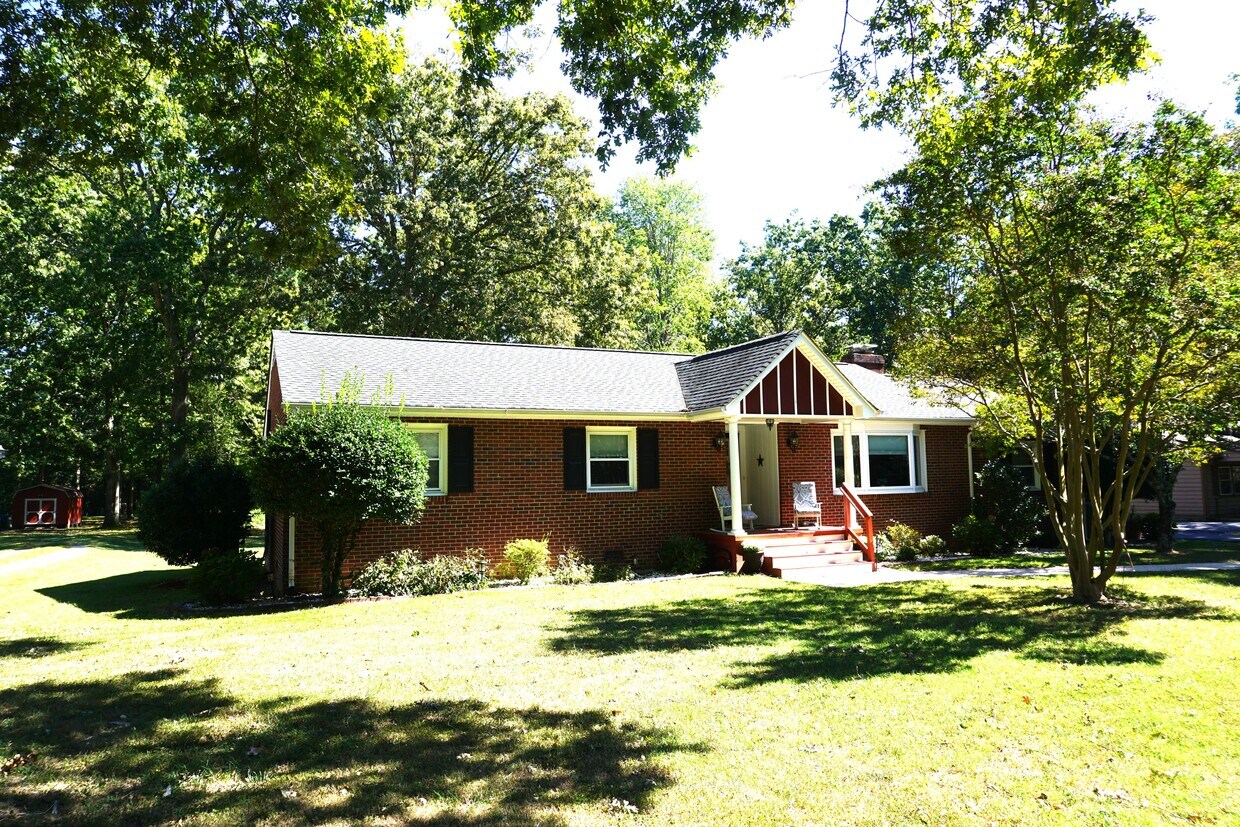 12324 Wildwood Blvd, Ashland, VA 23005 - House Rental in Ashland, VA ...