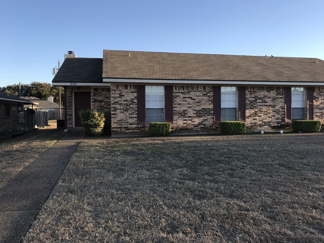 9104 Woodgate Cir E, Woodway, TX 76712 - House Rental in Woodway, TX ...