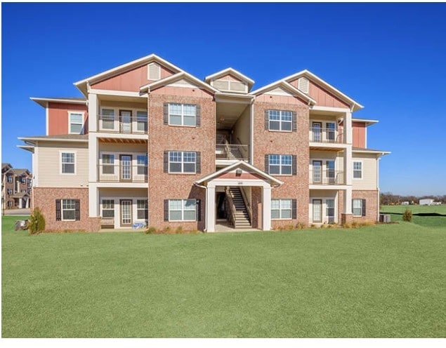 Apartments for Rent with Hardwood Floors in Whitewright TX