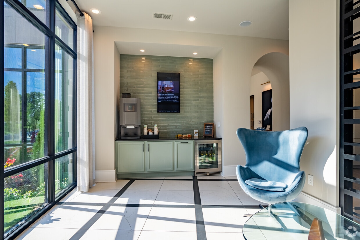The Maddux at Shadowood - 2180 Shadowood Pky Atlanta, GA 30339 ...