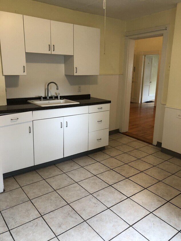 15 Lawrence St Unit 1, Woburn, MA 01801 - 15 Lawrence St Woburn, MA ...