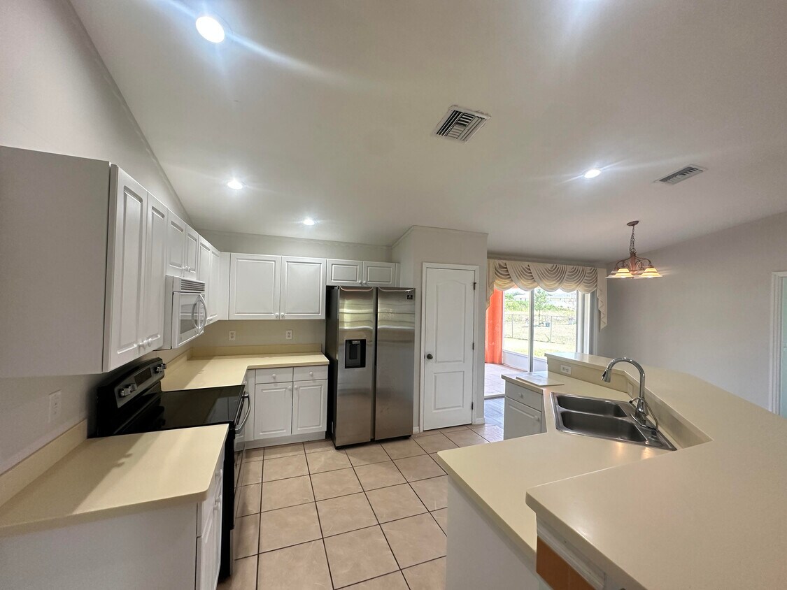 1100 Alaska Ave, Lehigh Acres, FL 33971 - House Rental in Lehigh Acres ...