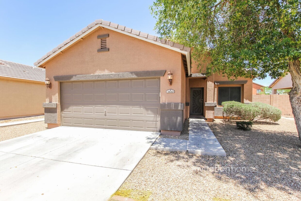 2612 W Novak Way Phoenix, AZ 85041 - Alquileres en Phoenix, AZ ...