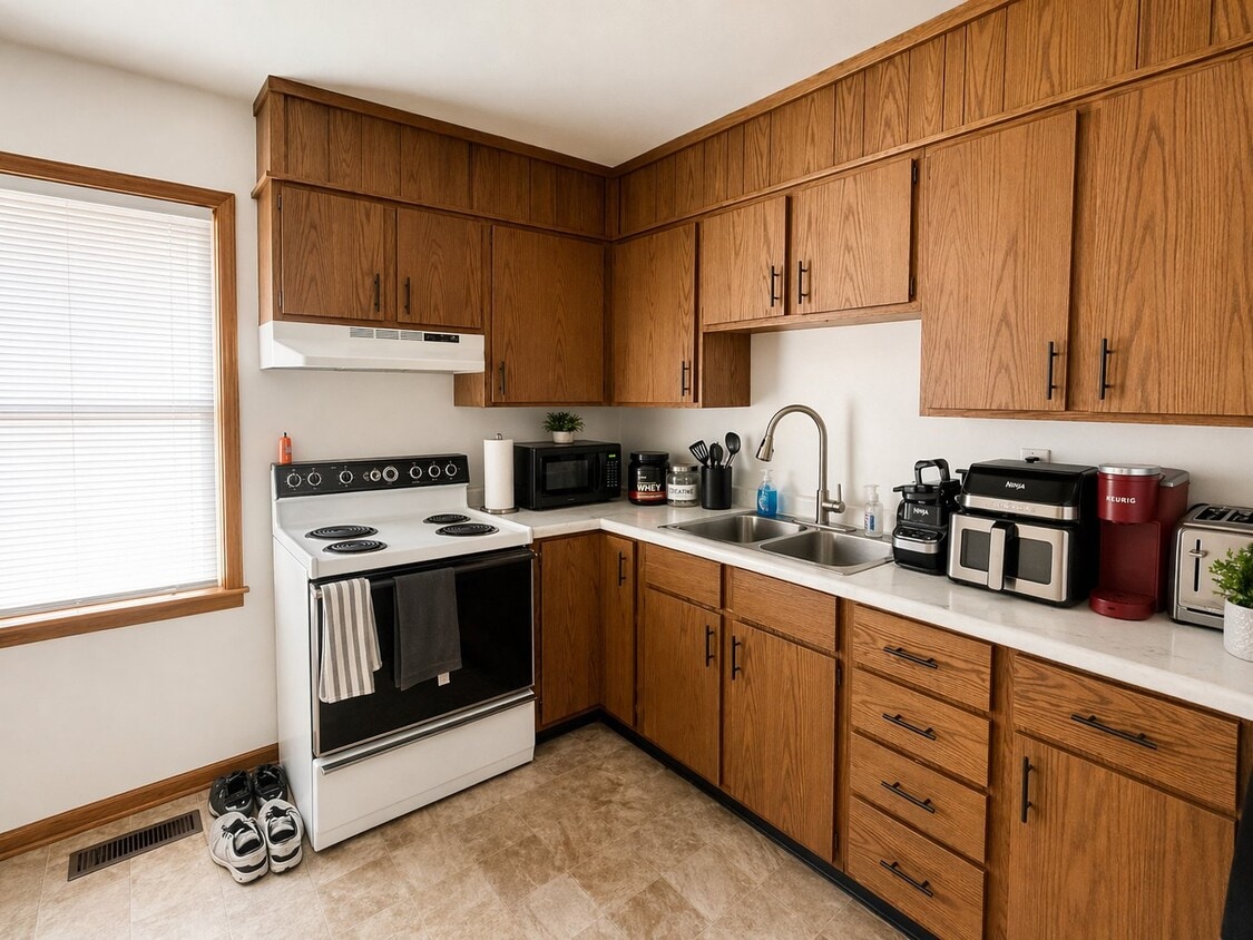 930 6th St, Ames, IA 50010 | Apartments.com