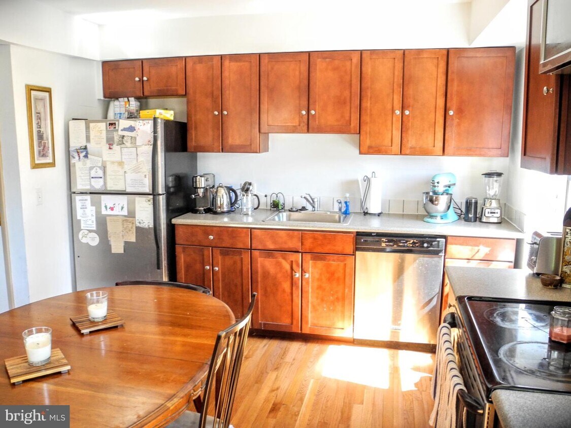 1745 South St Unit 3, Philadelphia, PA 19146 - Room for Rent in ...