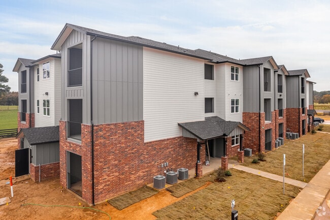 Flat Creek Apartments - Apartments in Athens, TX | Apartments.com