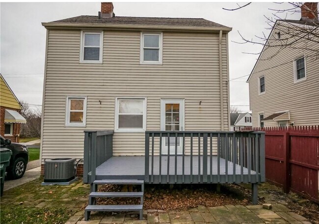 21151 Fuller Ave, Euclid, OH 44123 - House Rental in Euclid, OH ...