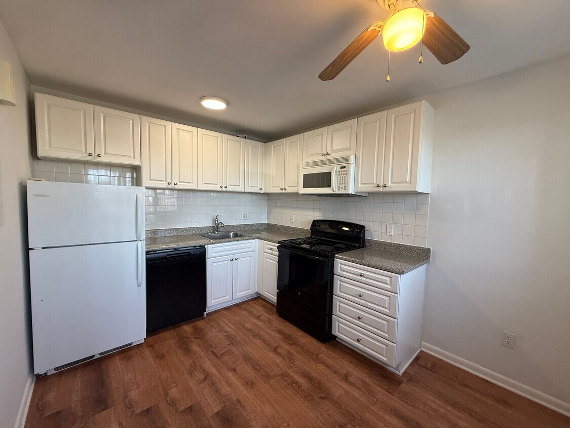 35 S Willow St, Montclair, NJ 07042 - Room for Rent in Montclair, NJ ...