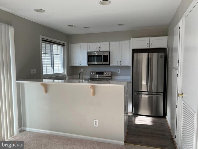 12905 Lee Jackson Memorial Hwy Unit 12905B, Fairfax, VA 22033 - Room ...