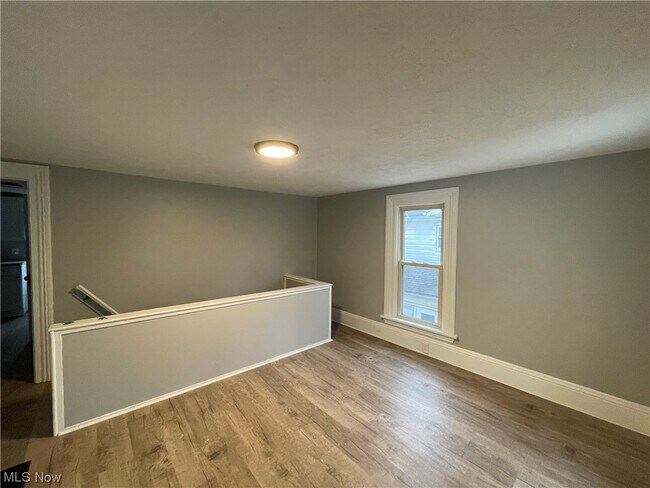 16 Brown Unit UP, Bedford, OH 44146 - Room for Rent in Bedford, OH ... 16 Brown Unit UP, Bedford, OH 44146 - Room for Rent in Bedford, OH ...