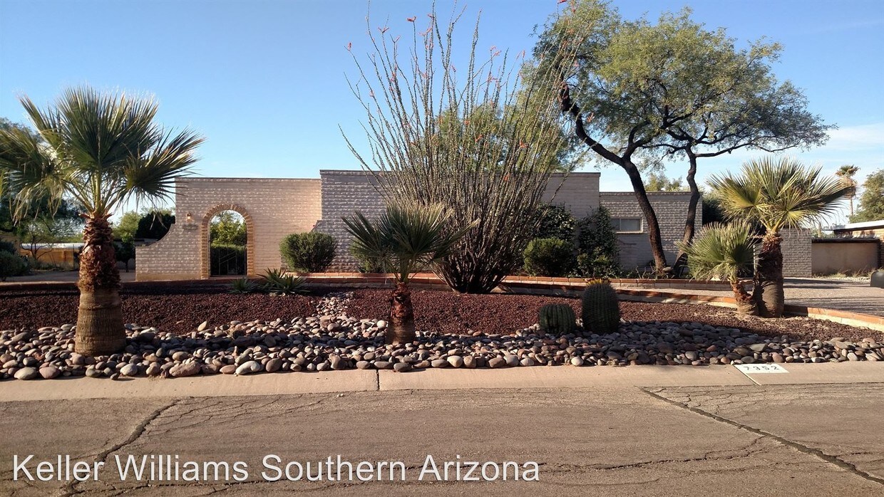 7352 E Calle Agerrida, Tucson, AZ 85750 - House Rental in Tucson, AZ ...