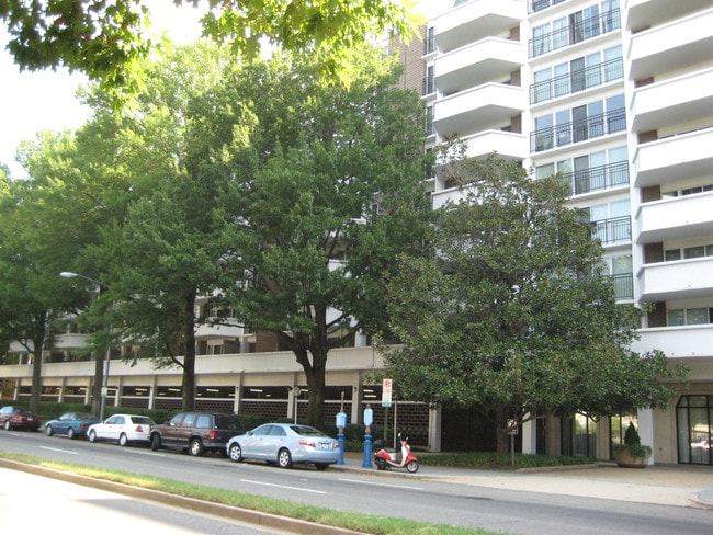Town Square Towers Rentals - Washington, DC | Apartments.com