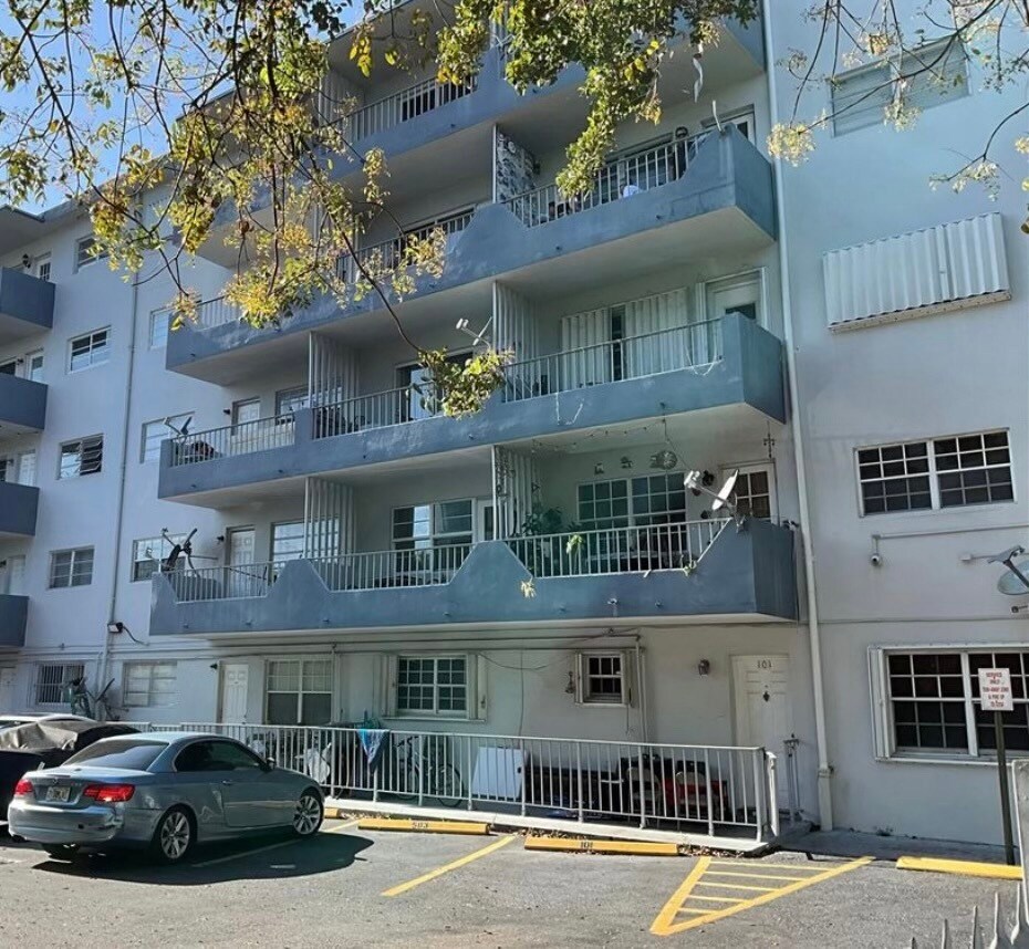 528 Meridian Ave Unit Star Meridian, Miami Beach, FL 33139 - Condo for ...