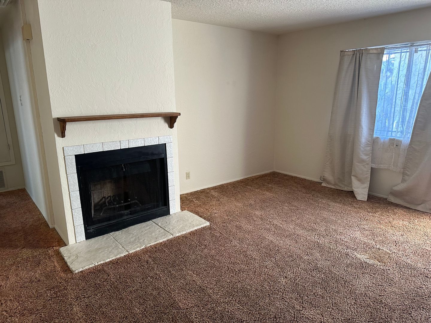 208 General Marshall St Ne Unit 2, Albuquerque, NM 87123 - Room for ...